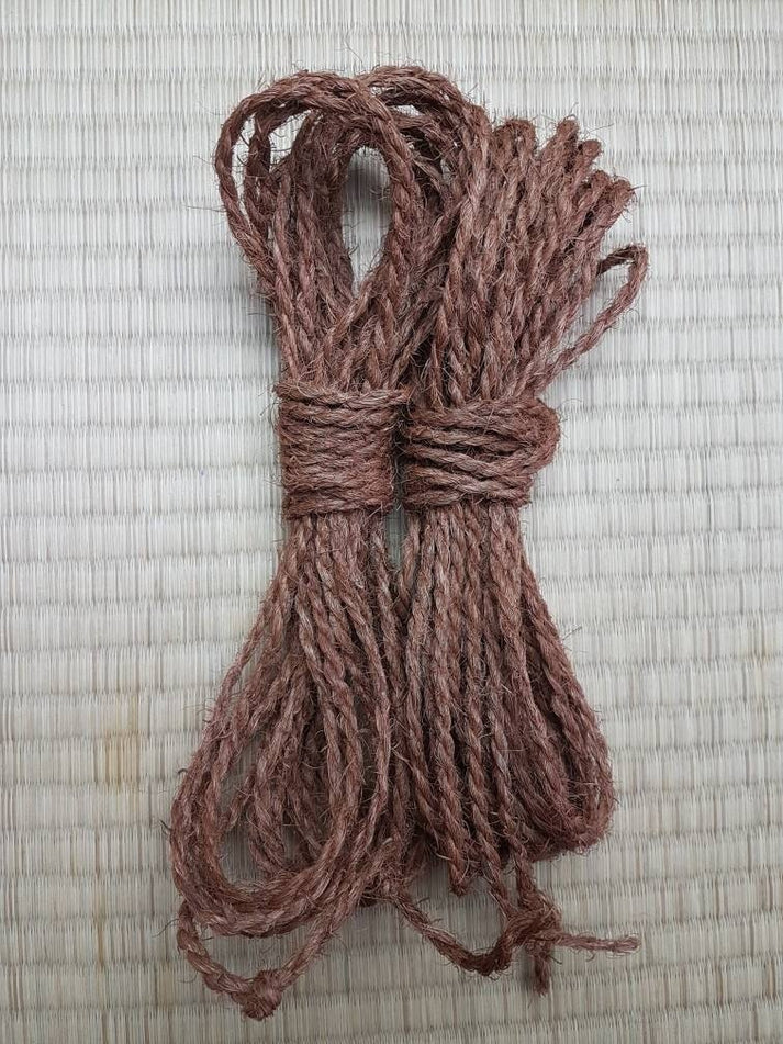 Japanese Palm Rope, scratchy rope for torture ties – RebornRopes